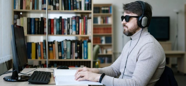 5 Wearable Devices Helping the Visually Impaired Navigate the World ...