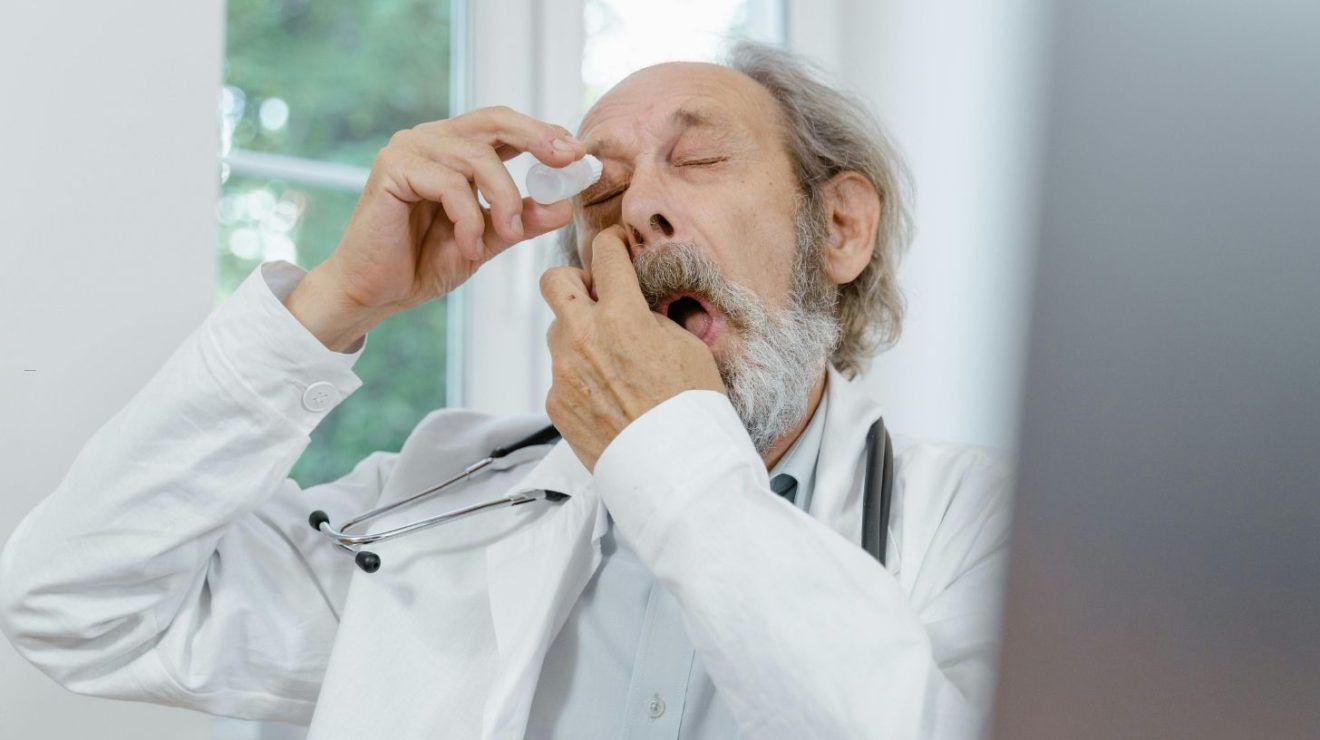 Signs You’re Overusing Eye Drops (And What to Do!) - Daily EyewearDigest