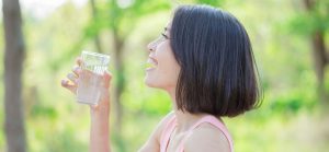 Can Drinking More Water Improve Vision? Experts Explain - Daily EyewearDigest