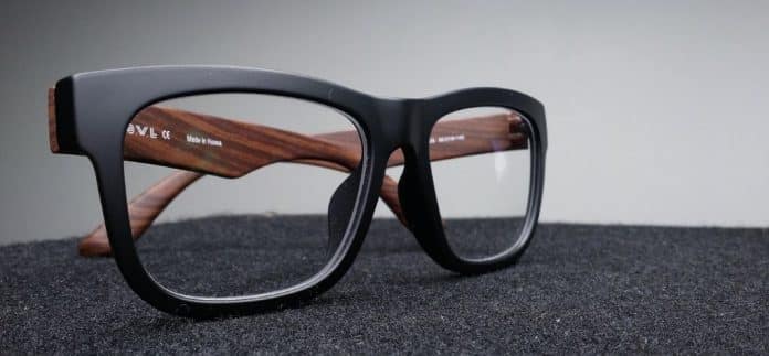 12 Fascinating Steps in How Glasses Are Made: Behind-the-Scenes - Daily ...