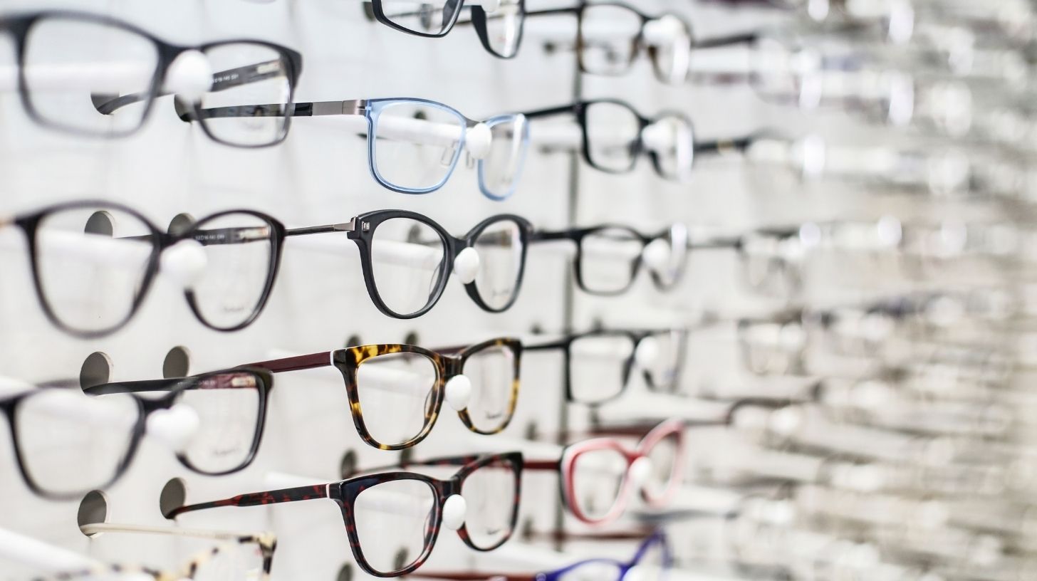 2025’s Most Controversial Eyewear Trend Has Arrived – Would You Wear It ...